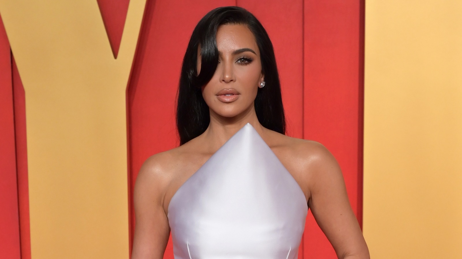 Kim Kardashian's Gift From Elon Musk Has Everyone Asking The Same ...