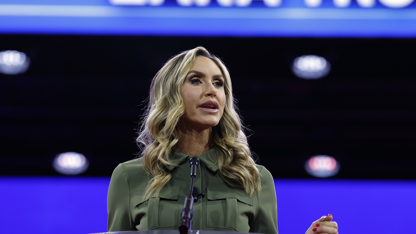 Lara Trump's Latest Post Has A Subtle Dig At Father-In-Law Donald (& It ...