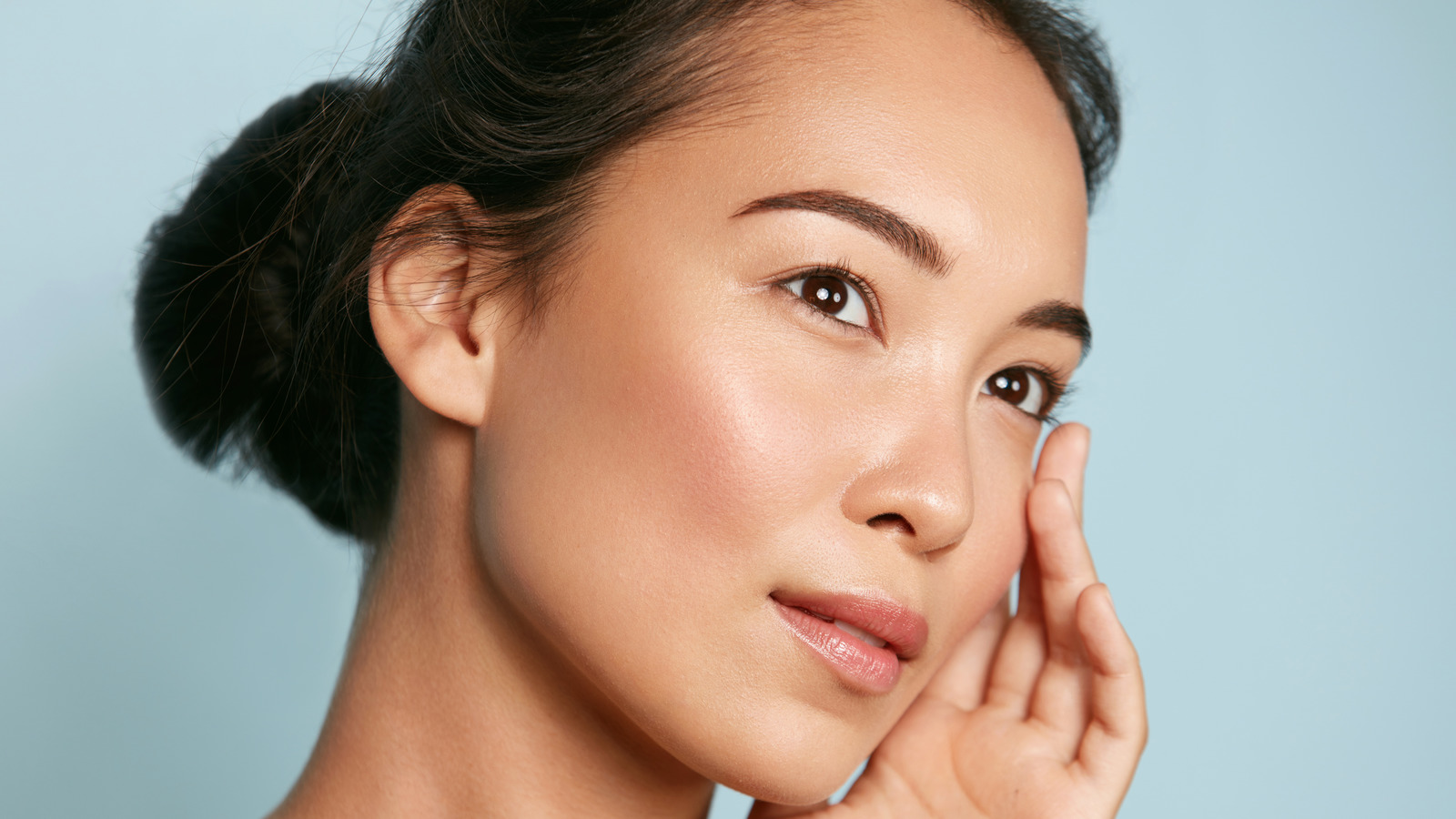 Best Makeup For Sensitive Skin And Eyes