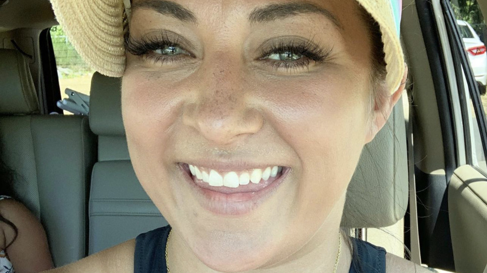 Meet Ashleigh Lautaha, The Former LuLaRoe Consultant From The LuLaRich ...