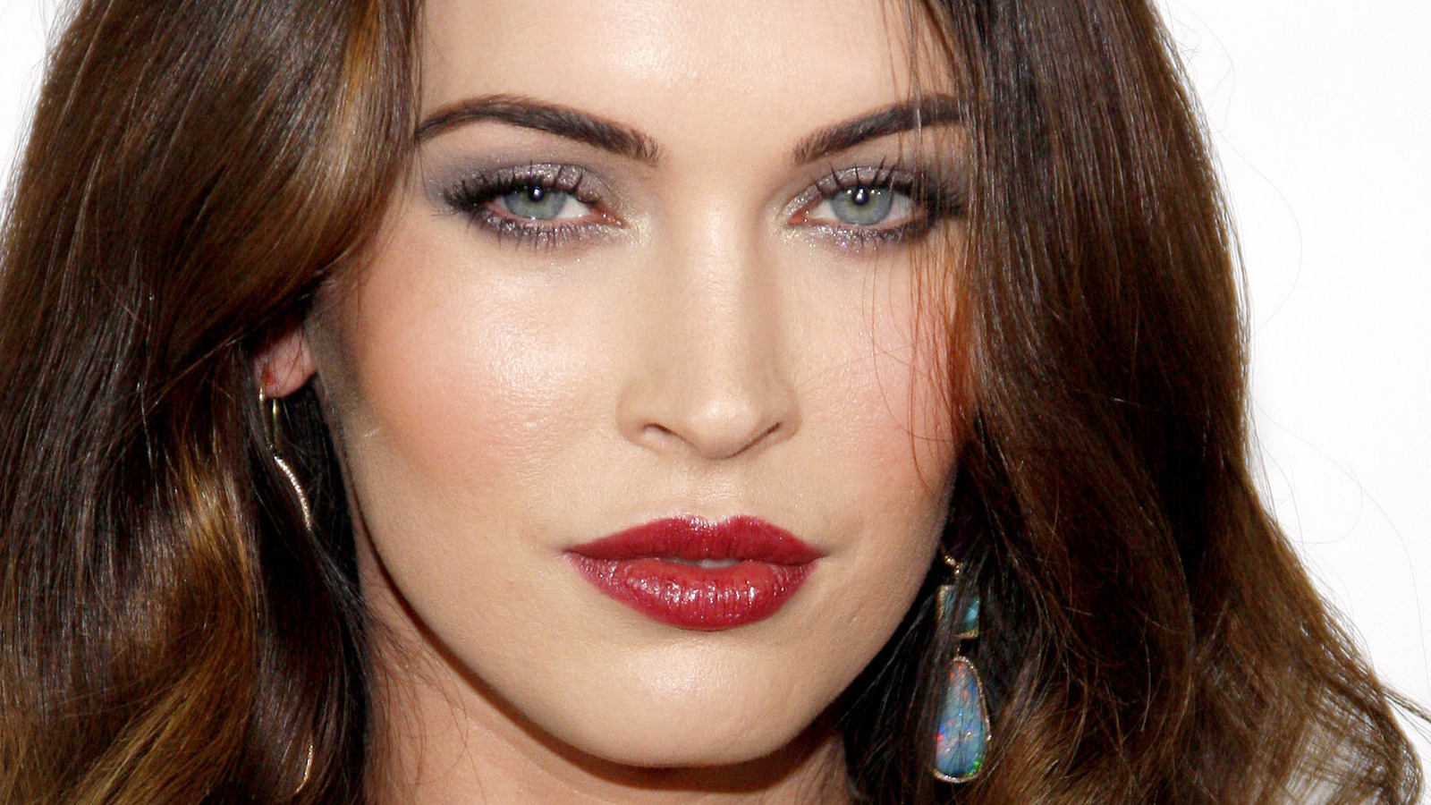 Megan Fox Dark Makeup