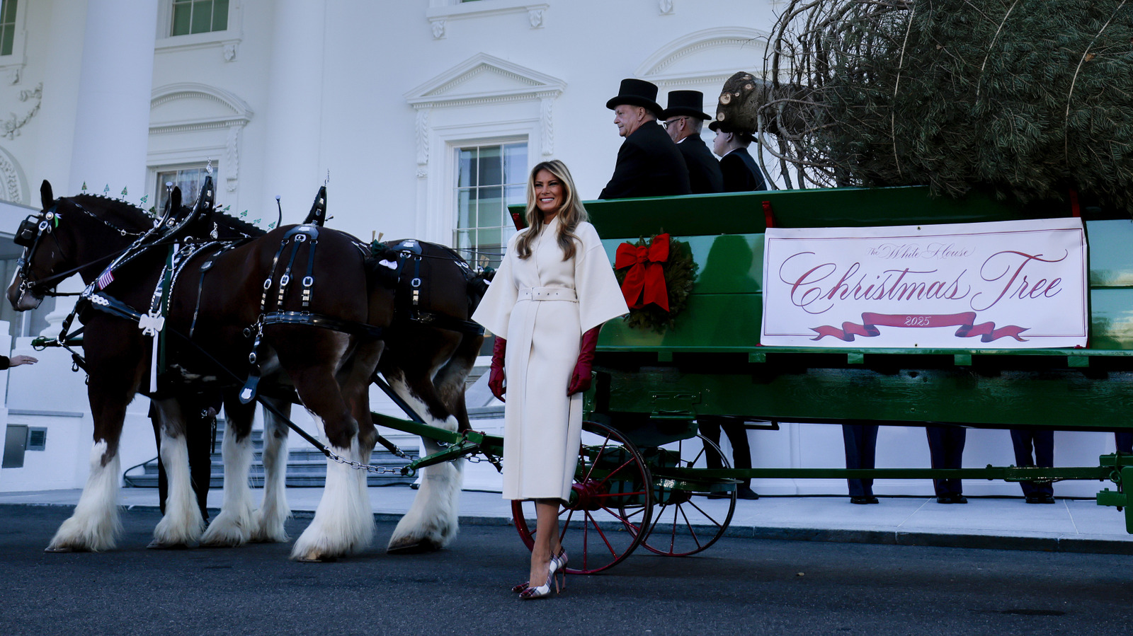 Melania Trump's Holiday Outing Drags An Early First Lady Scandal Back ...
