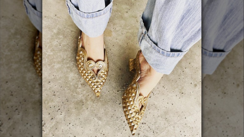 Metallic Shoes Are The Most Stylish Way To Rock The Super Shiny Trend ...