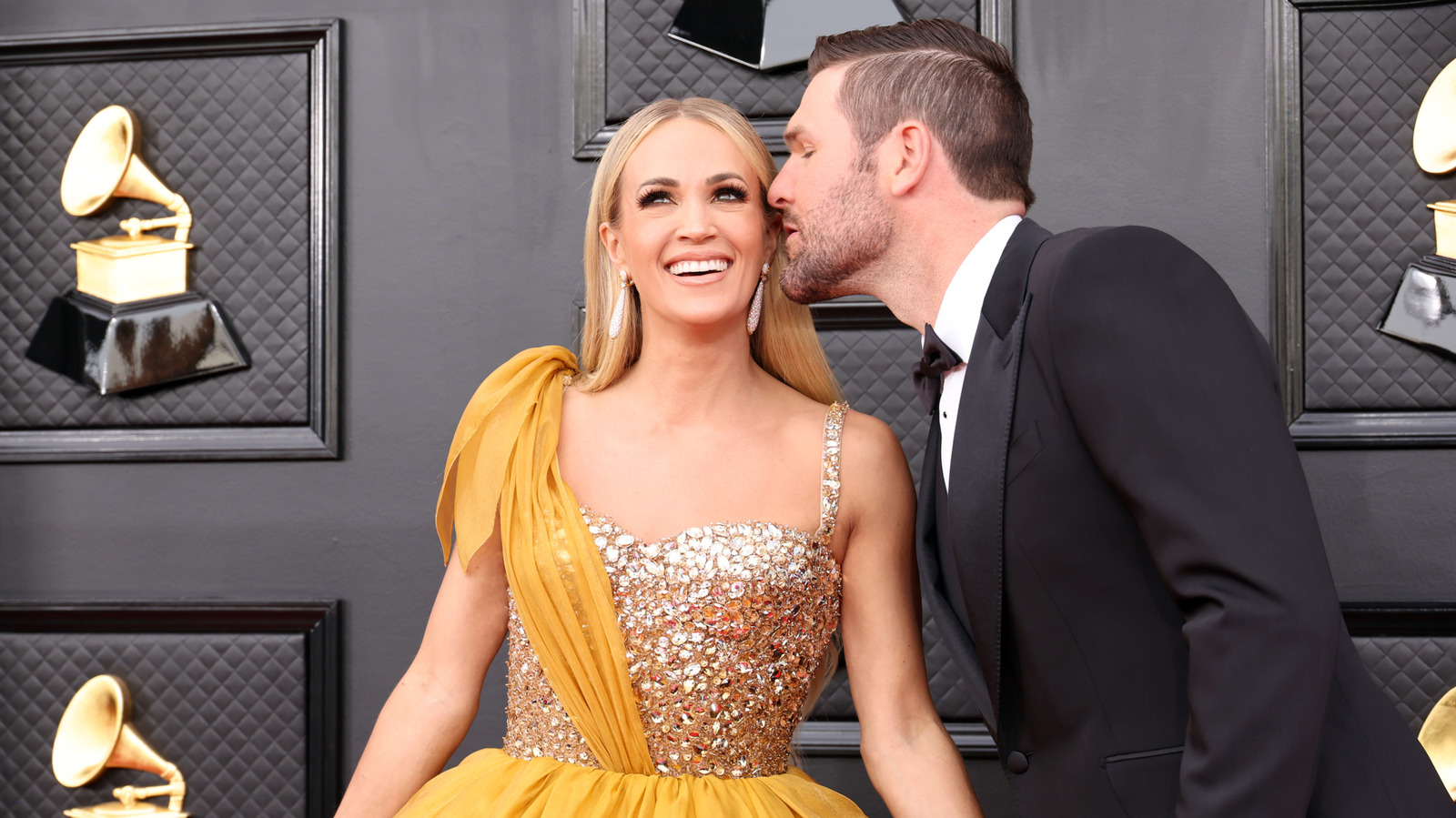 'Not-So-Traditional Life': How Carrie Underwood & Mike Fisher ...