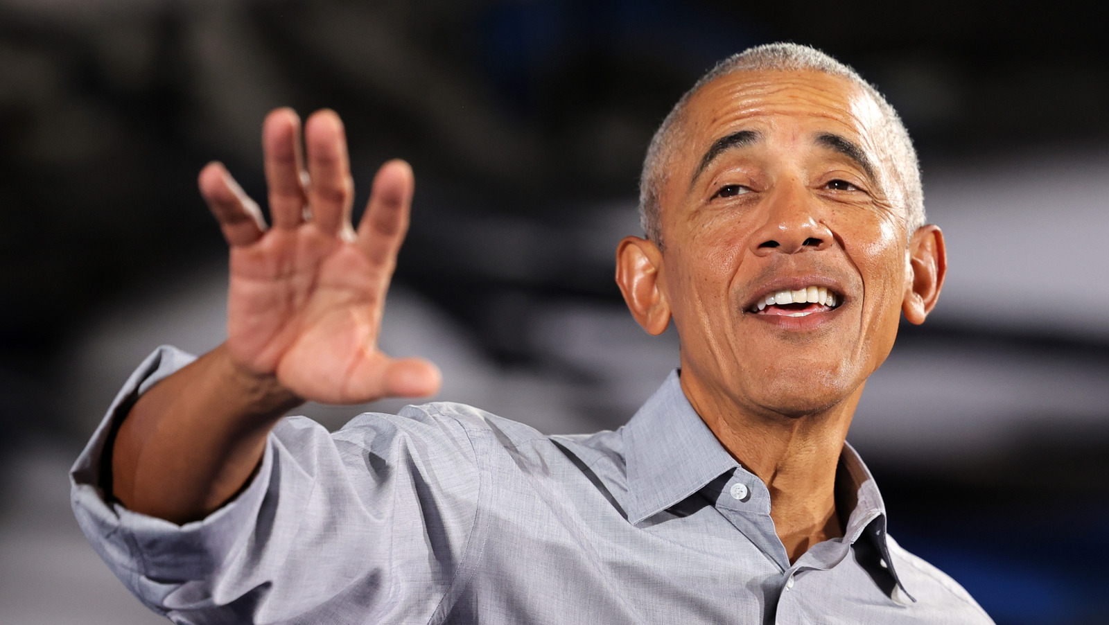 Obama's Reaction To Eminem's Intro At Rally Has Everyone Saying The ...