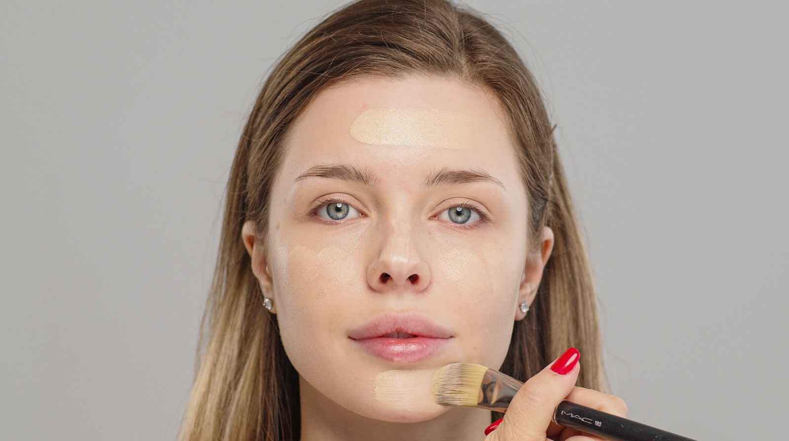 Professional Makeup Artists Reveal How They Apply Natural-Looking Concealer