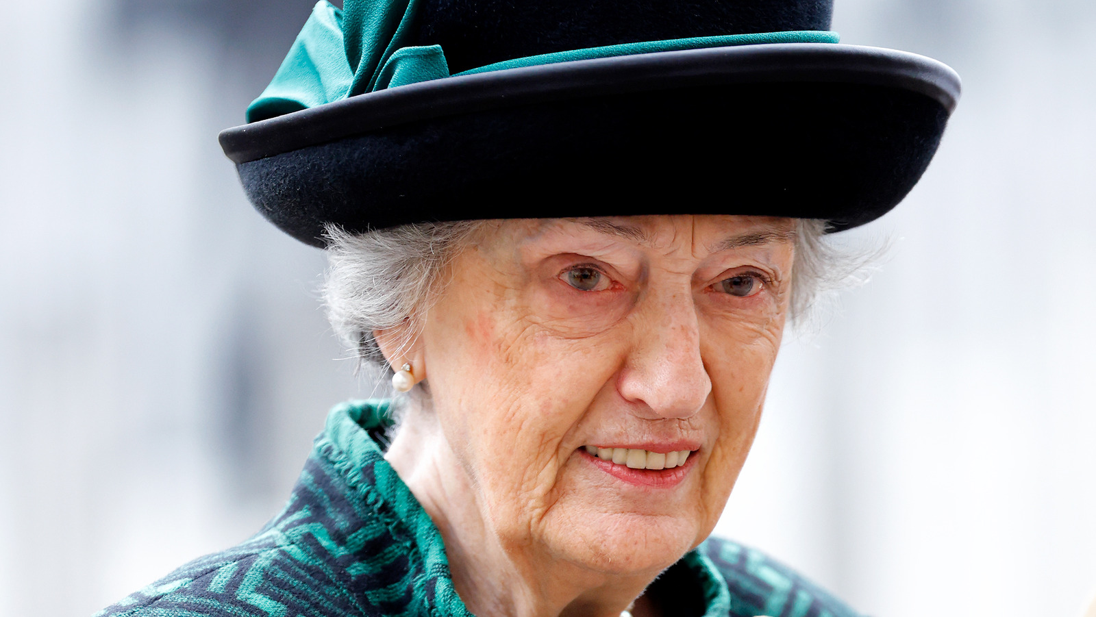 Queen Elizabeth's Longtime Lady In Waiting Has A New Gig After Being ...