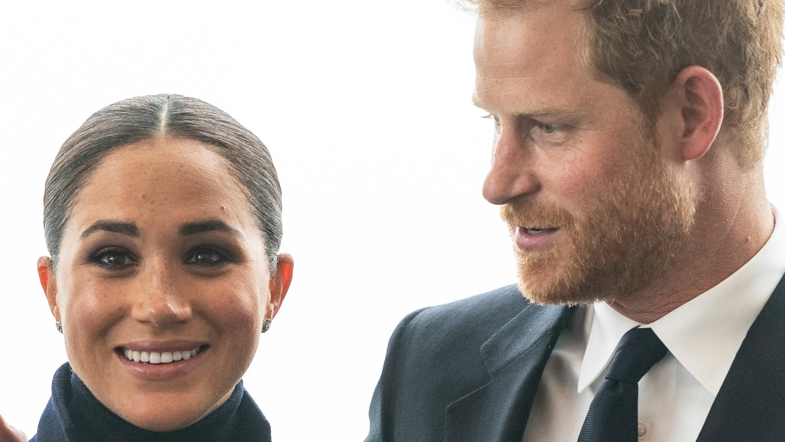 Royal Insider Explains How Harry And Meghan 'Hurt' Queen Elizabeth In ...
