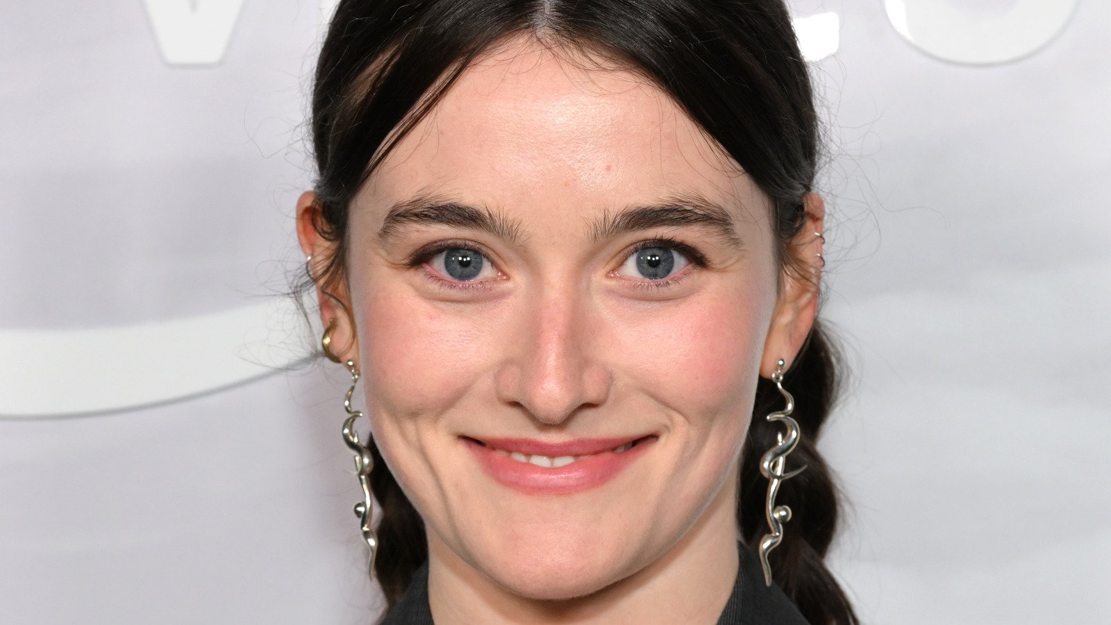 Sarah Pidgeon And Reign Edwards Discuss 'Demanding' Roles In The Wilds ...