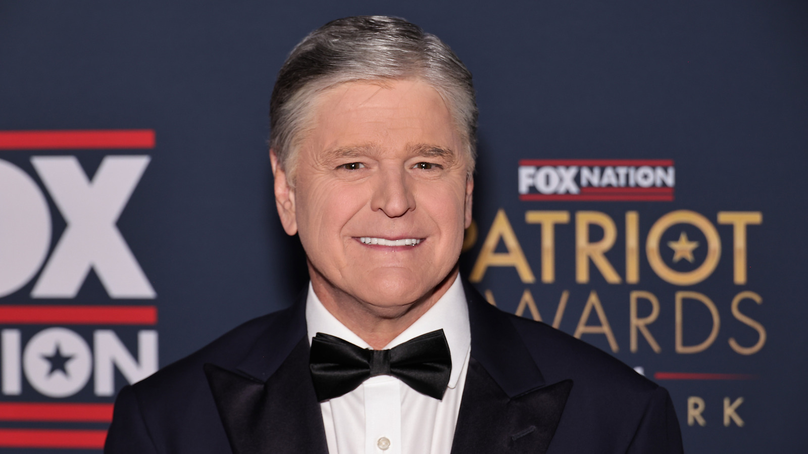 Sean Hannity Hit With Toupee Rumors After Bizarre Hair Steals Spotlight ...