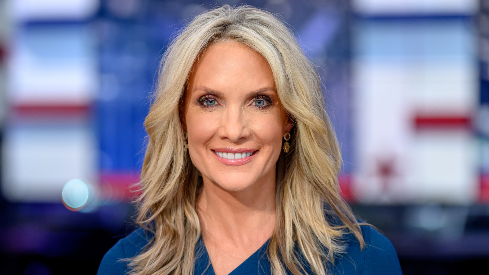Signs Dana Perino Takes Fashion Advice From Fellow Fox Host Martha ...