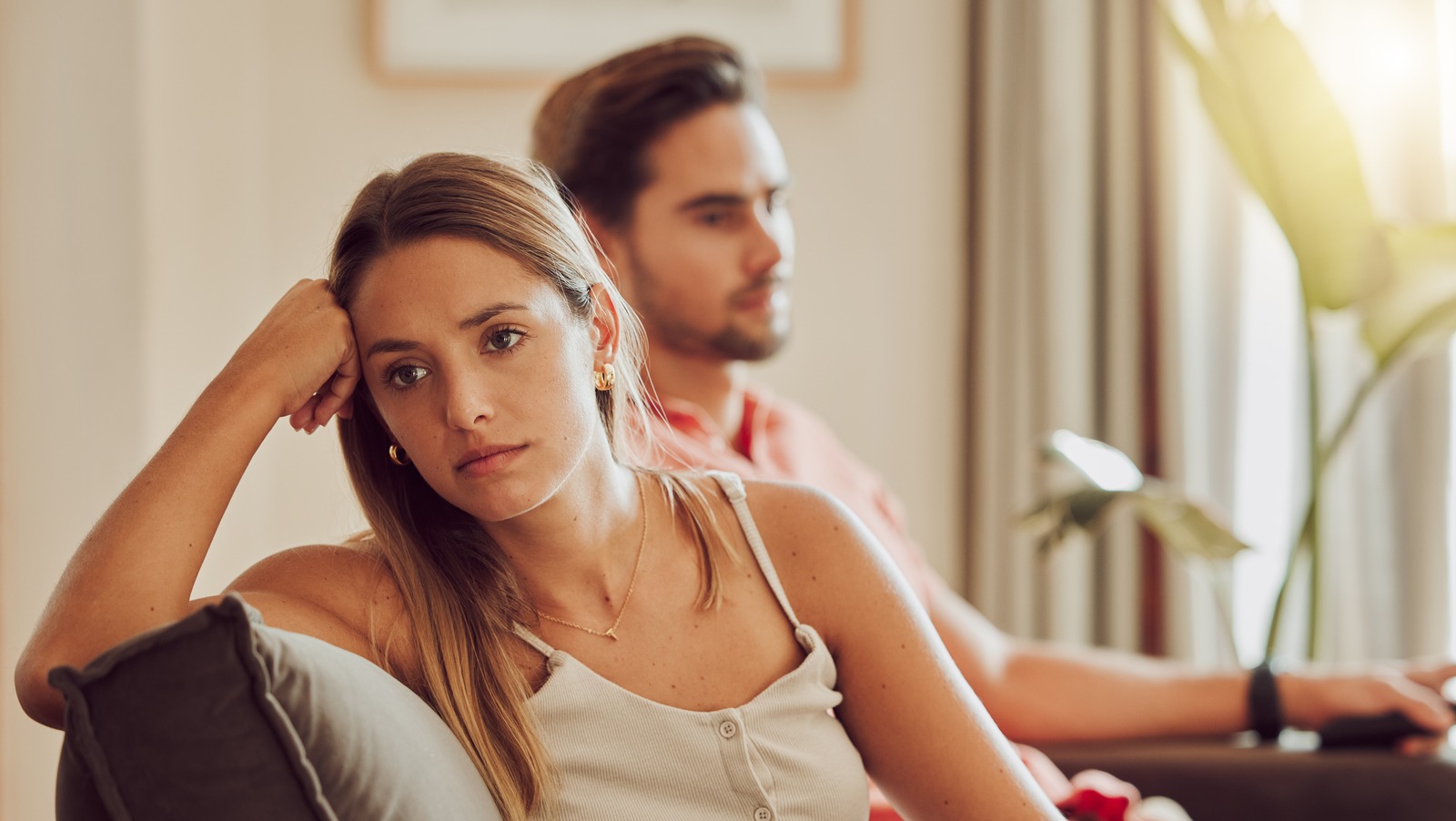 Tell Tale Signs Youre Being Cheated On Exclusive