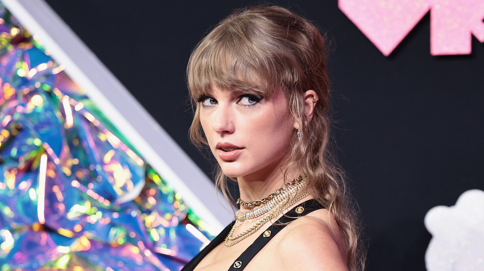 The Awkward Bobby Bones And Taylor Swift Moment That Angered Her Fans