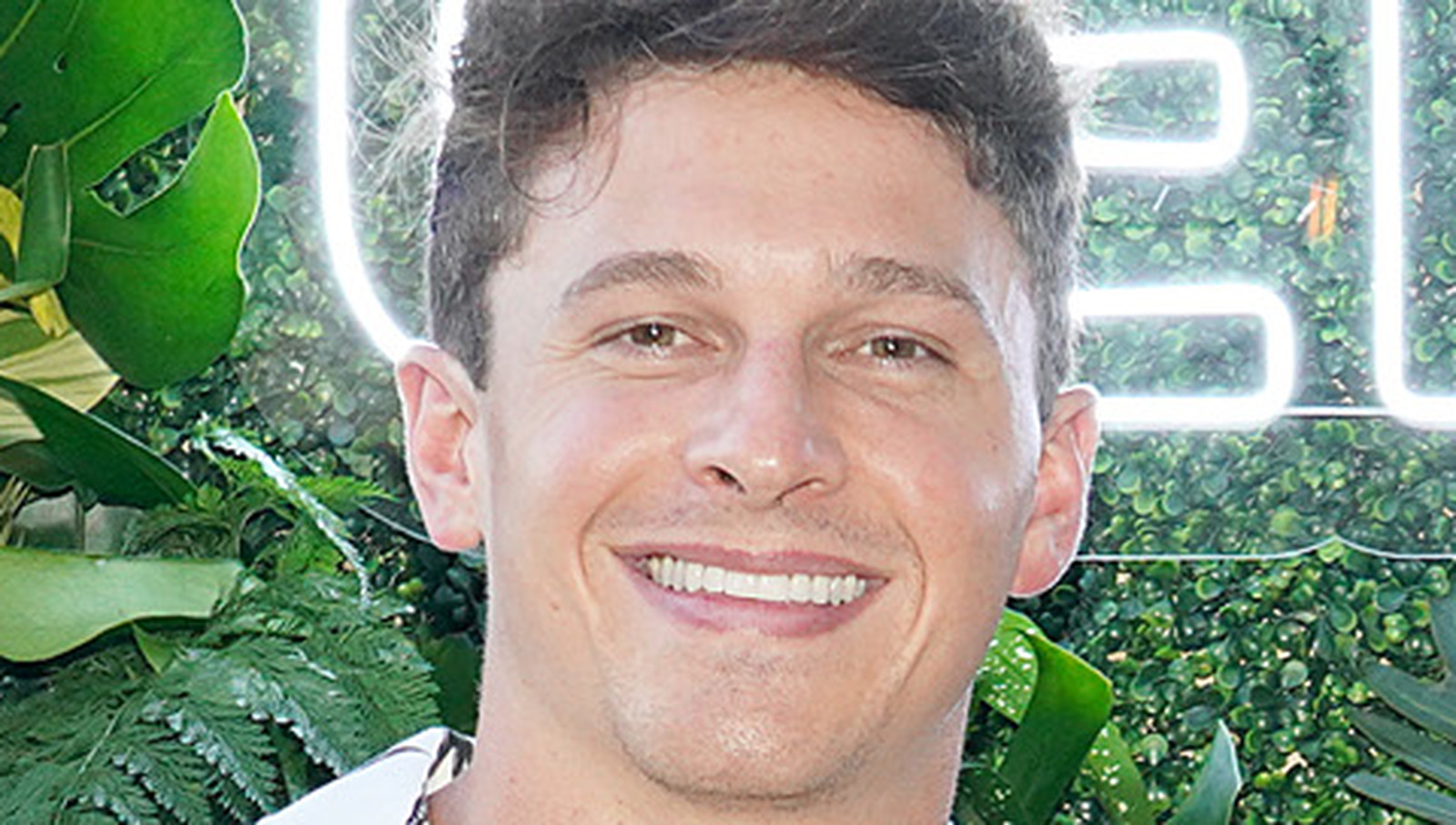 Connor Saeli Dishes On The Bachelor Franchise & His Business Waterboy ...