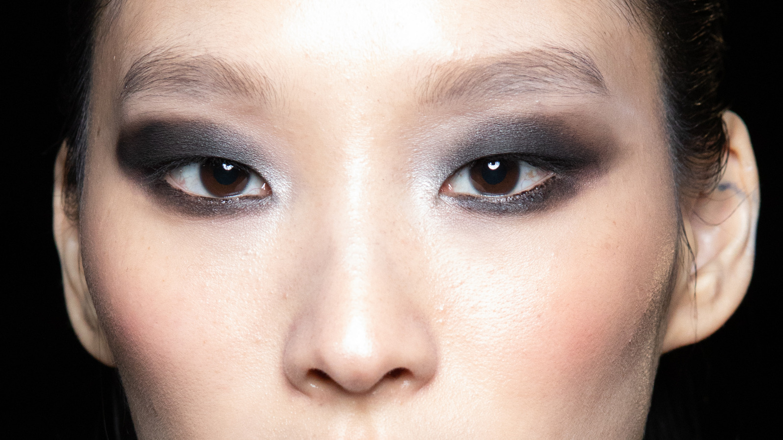 The Biggest Mistakes You're Making With Smokey Eyes