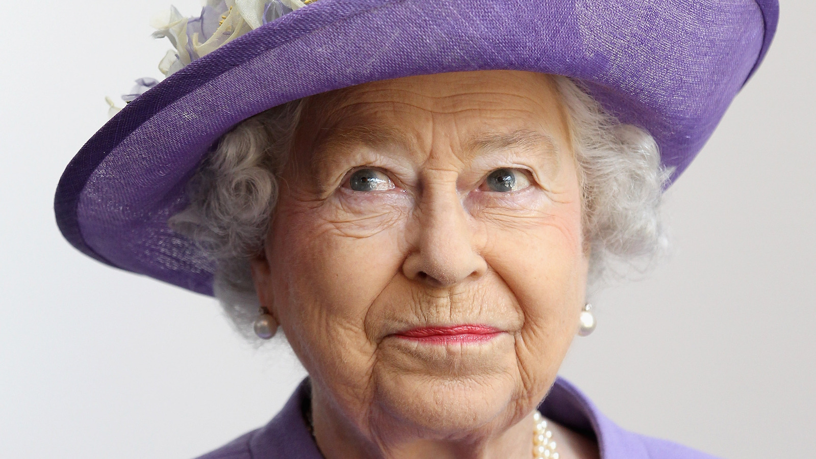 The Cheeky Comment Barbara Walters Once Made About Queen Elizabeth