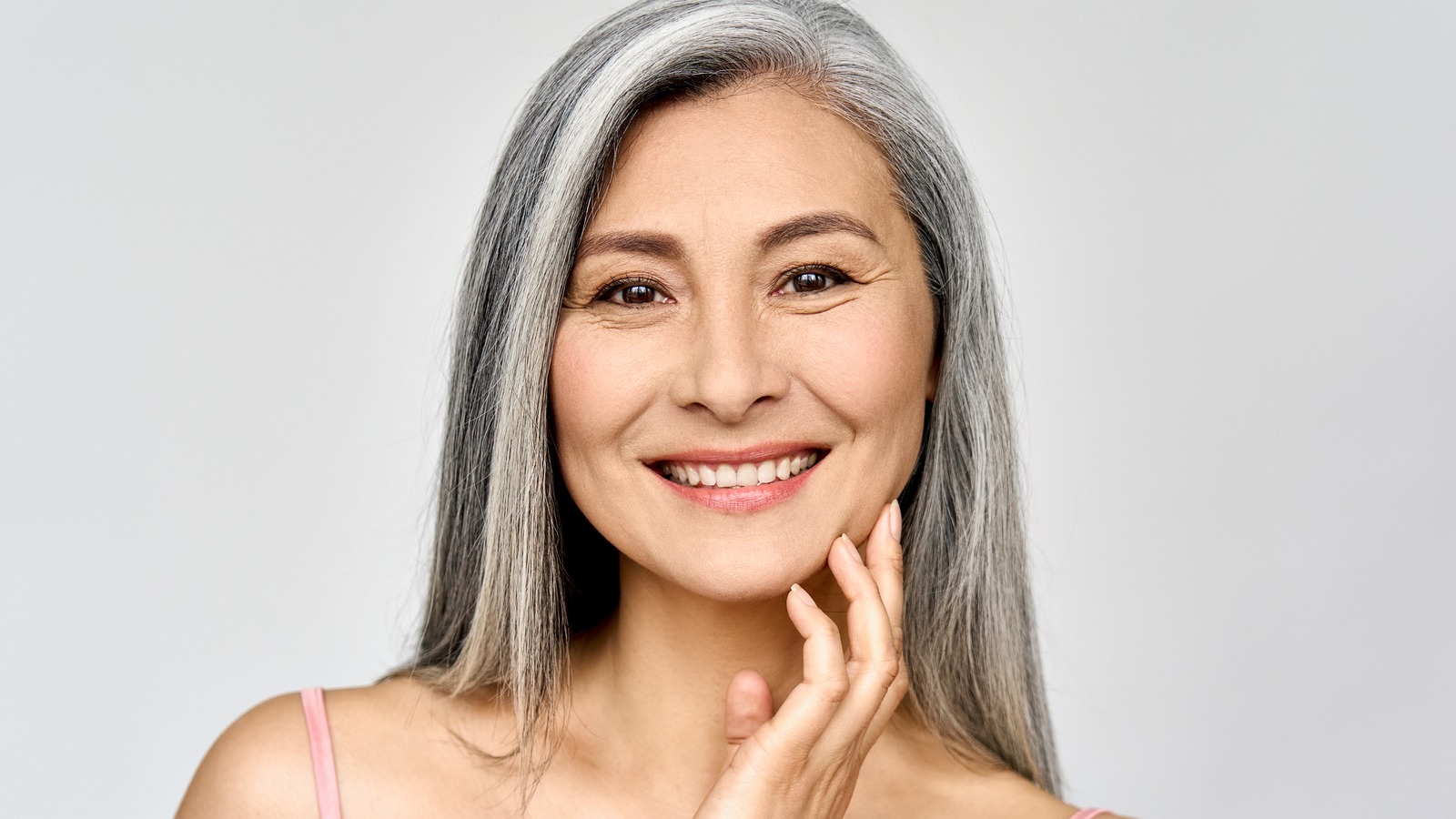 The Eyeshadow Placement Trick That Will Open Up Hooded Eyes