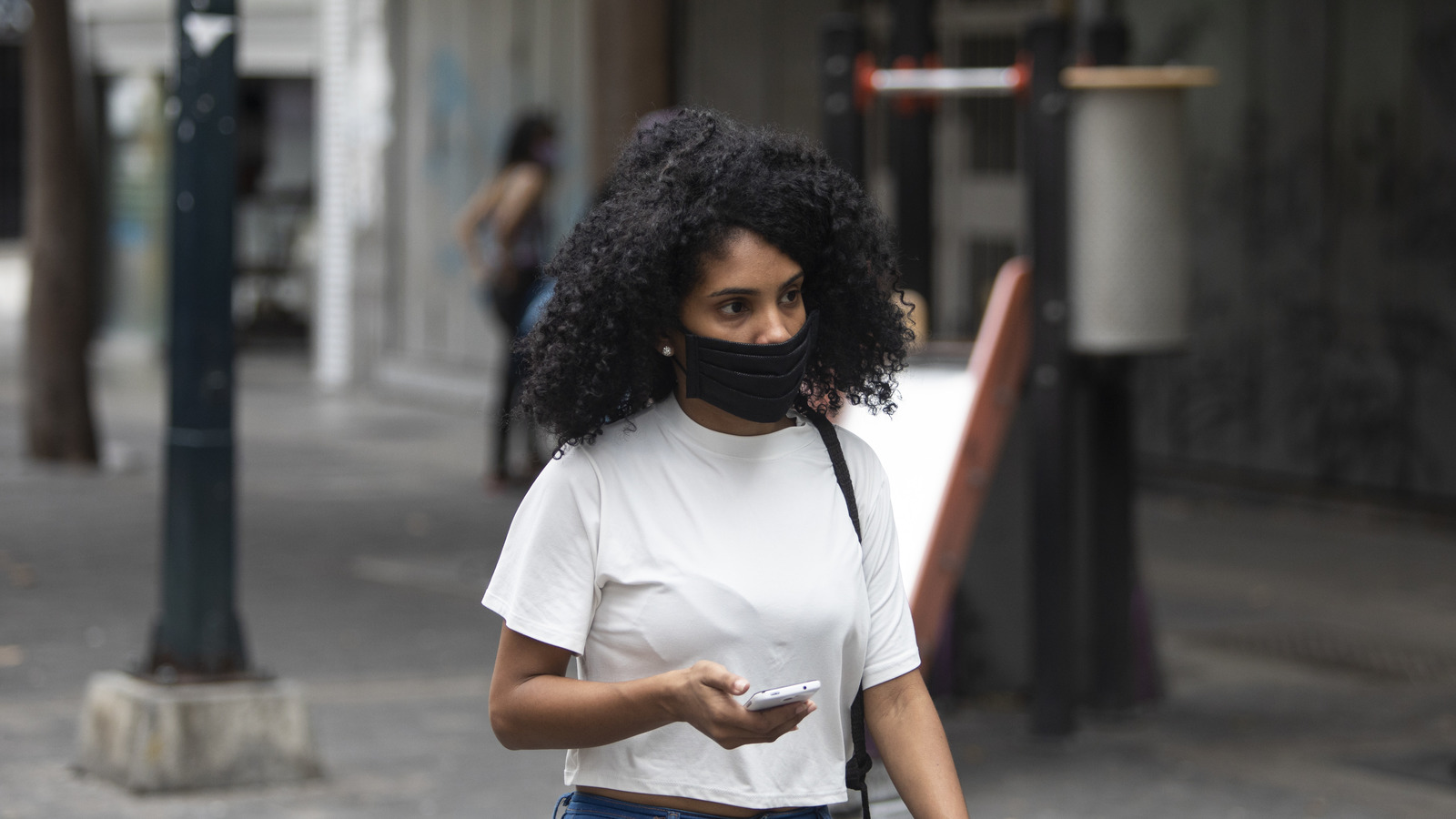 The Face Mask Everyone's Wearing Now