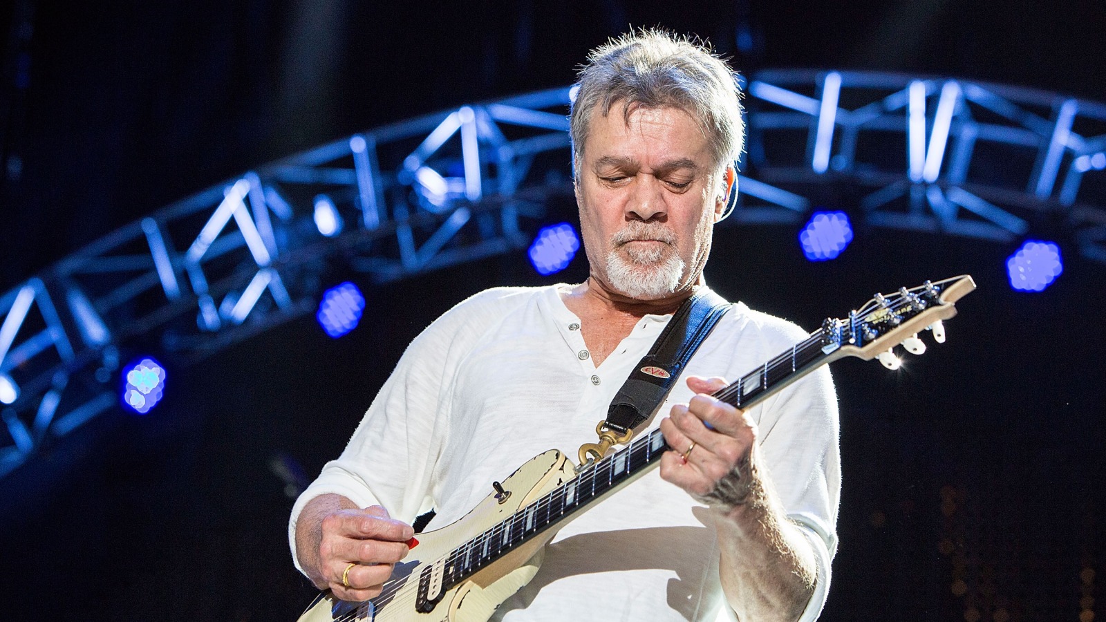 The Heartbreaking Death Of Eddie Van Halen