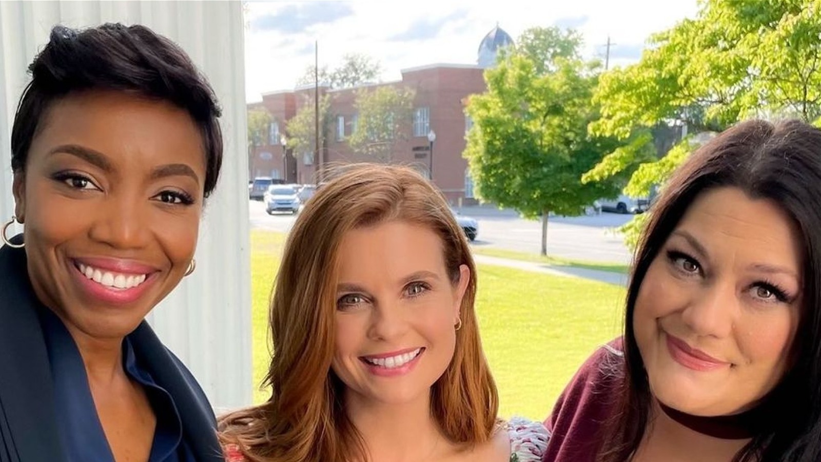 The Lifetime Holiday Movie That Reunites Two Sweet Magnolias Stars