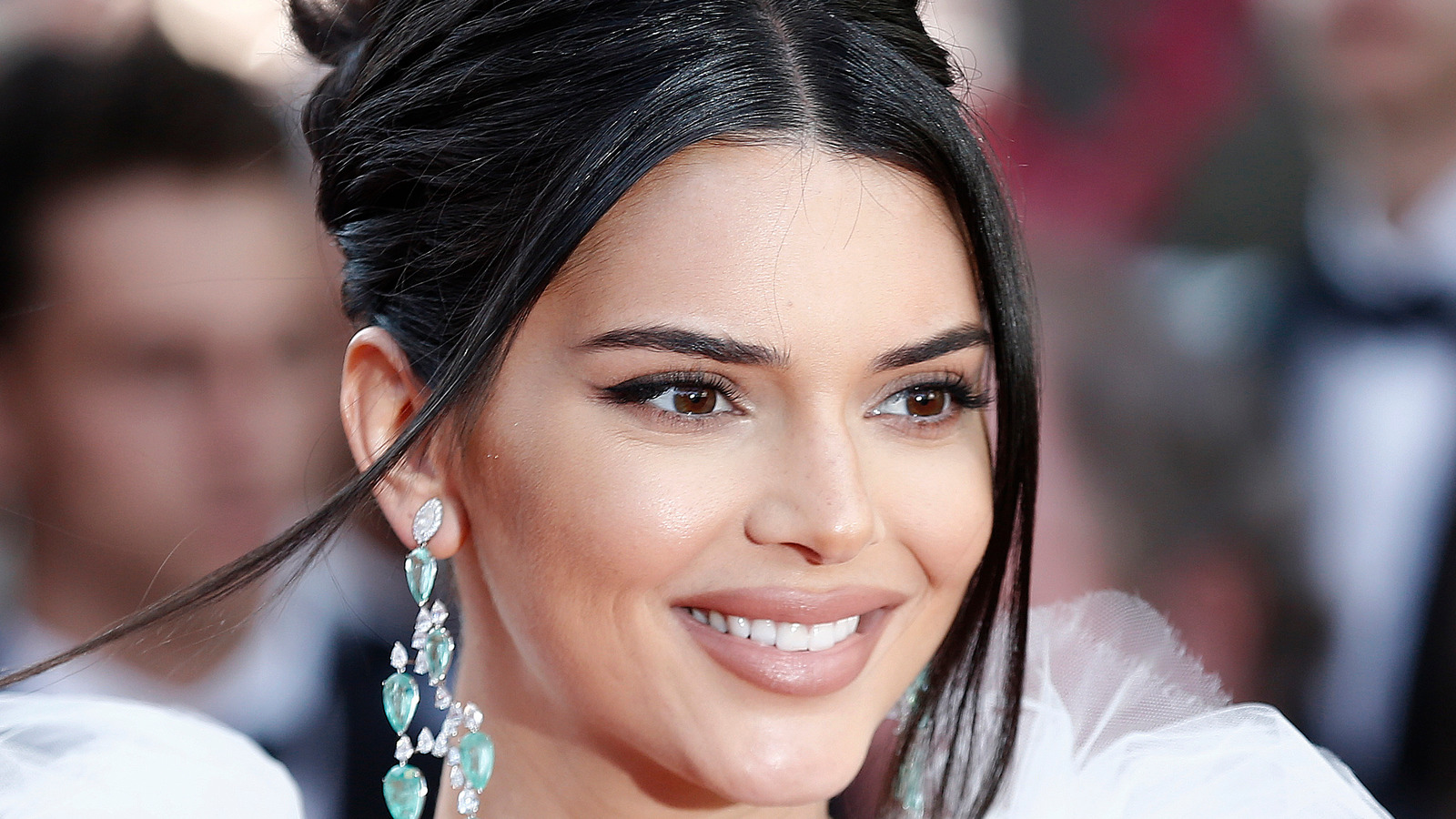 The Mascara Trick That Kendall Jenner's Makeup Artist Swears By