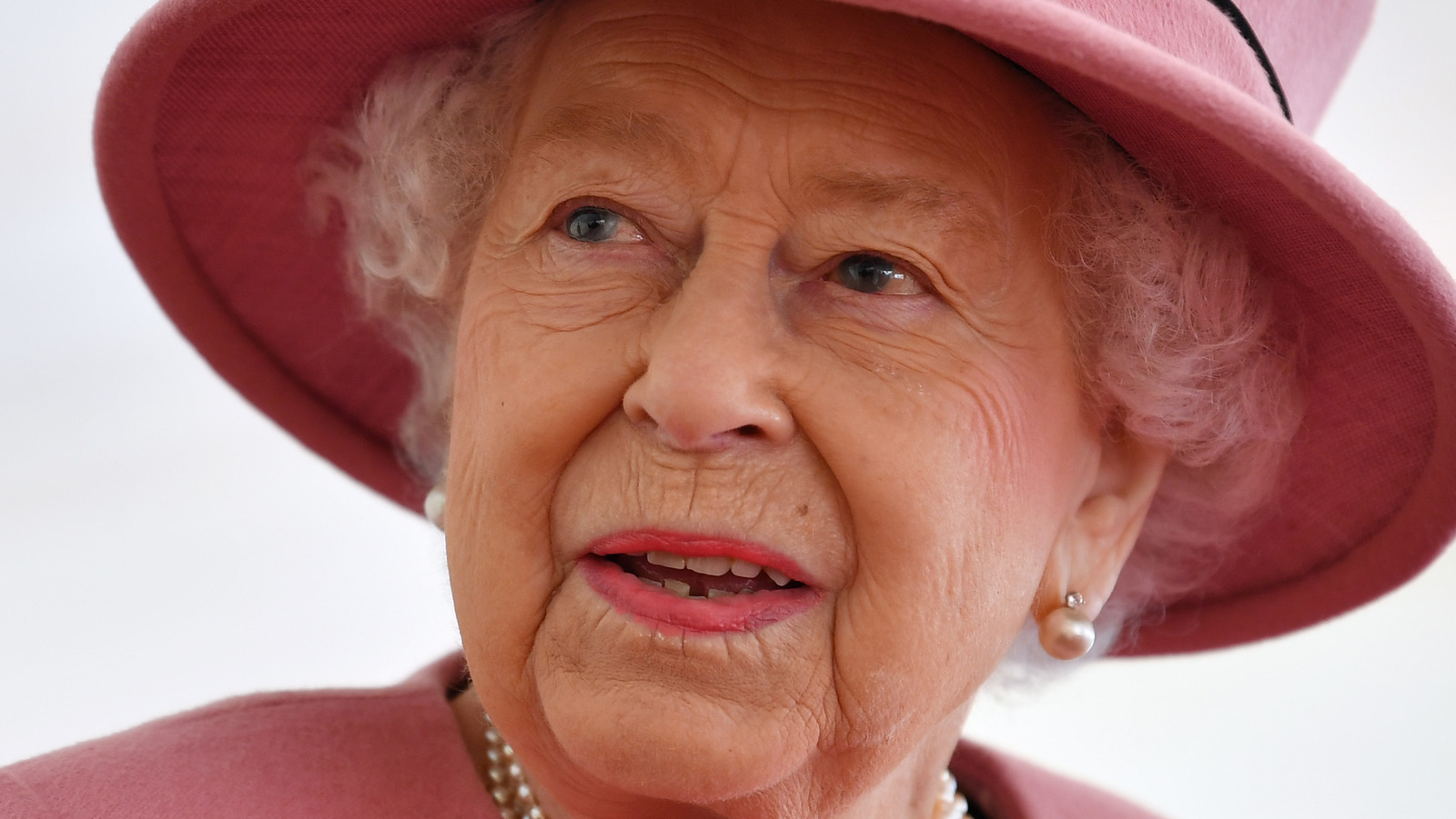 The Queen's Former Chef Reveals What She Eats For A Midnight Snack