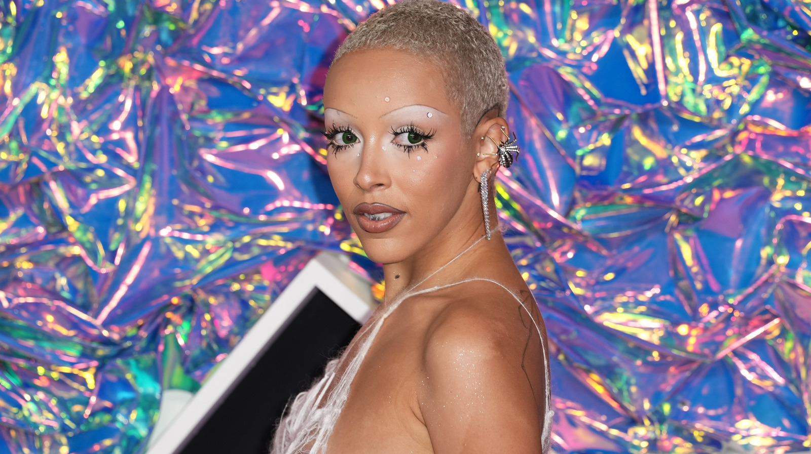 The Real Meaning Behind Doja Cat's Paint The Town Red