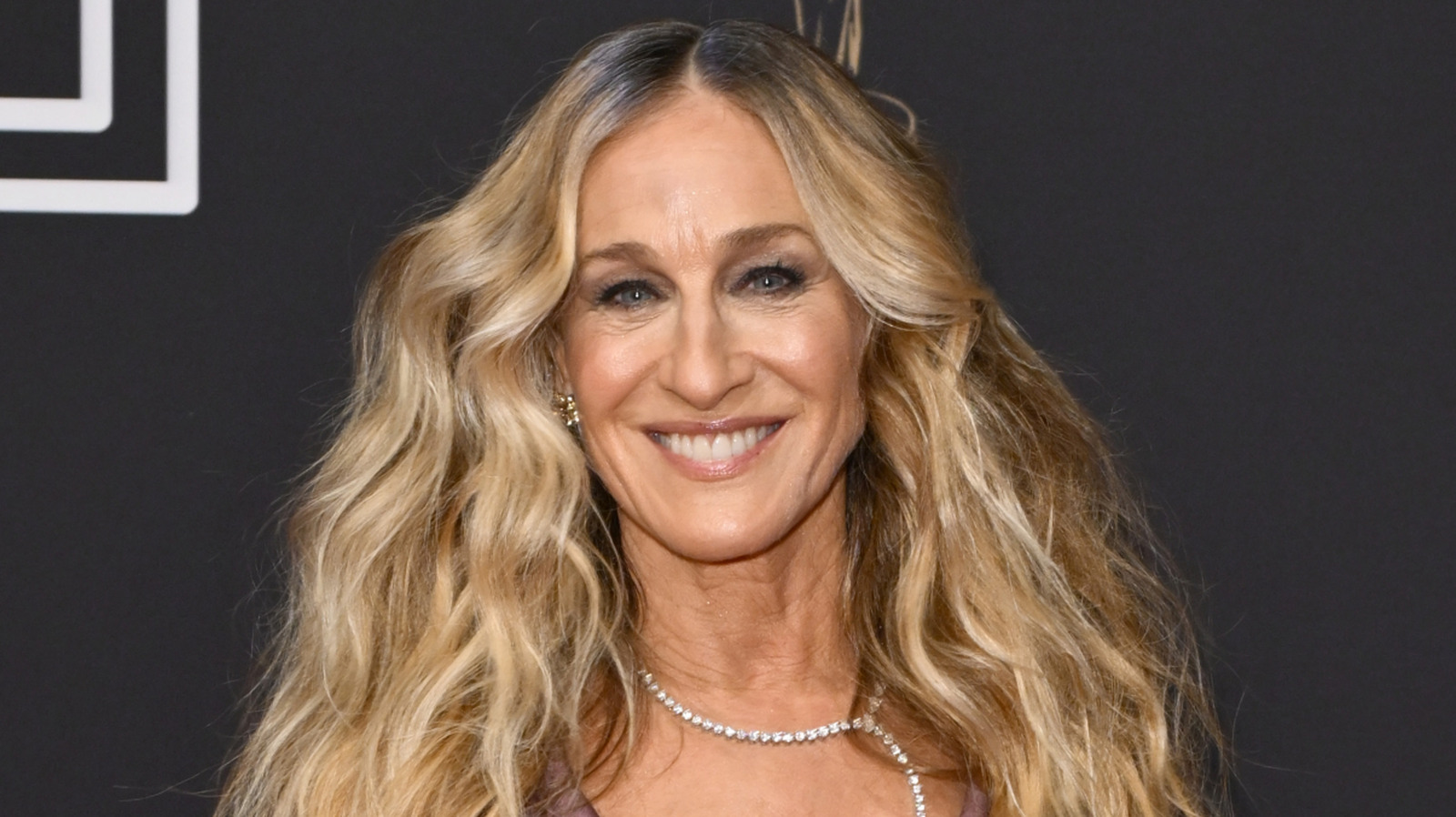 The Spicy Way Sarah Jessica Parker Greeted JFK Jr. At The Airport ...