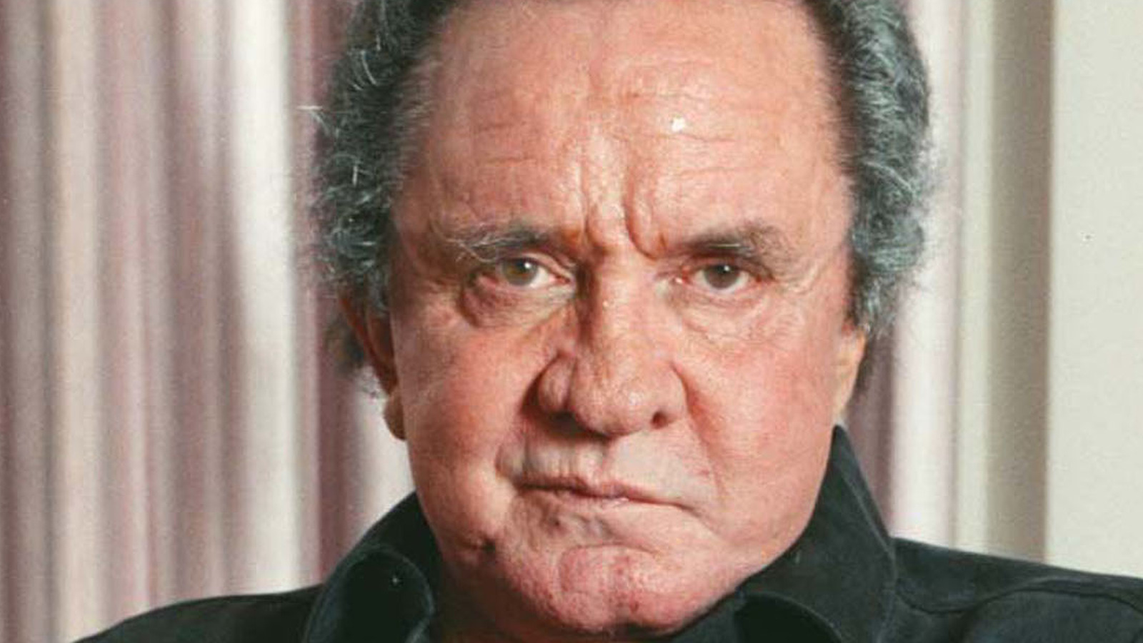The Strange Time Johnny Cash Got Into A Fight With An Animal