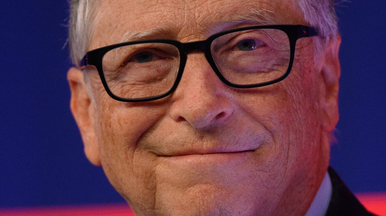 The Surprising Trick Bill Gates Uses To Help Him Fall Asleep