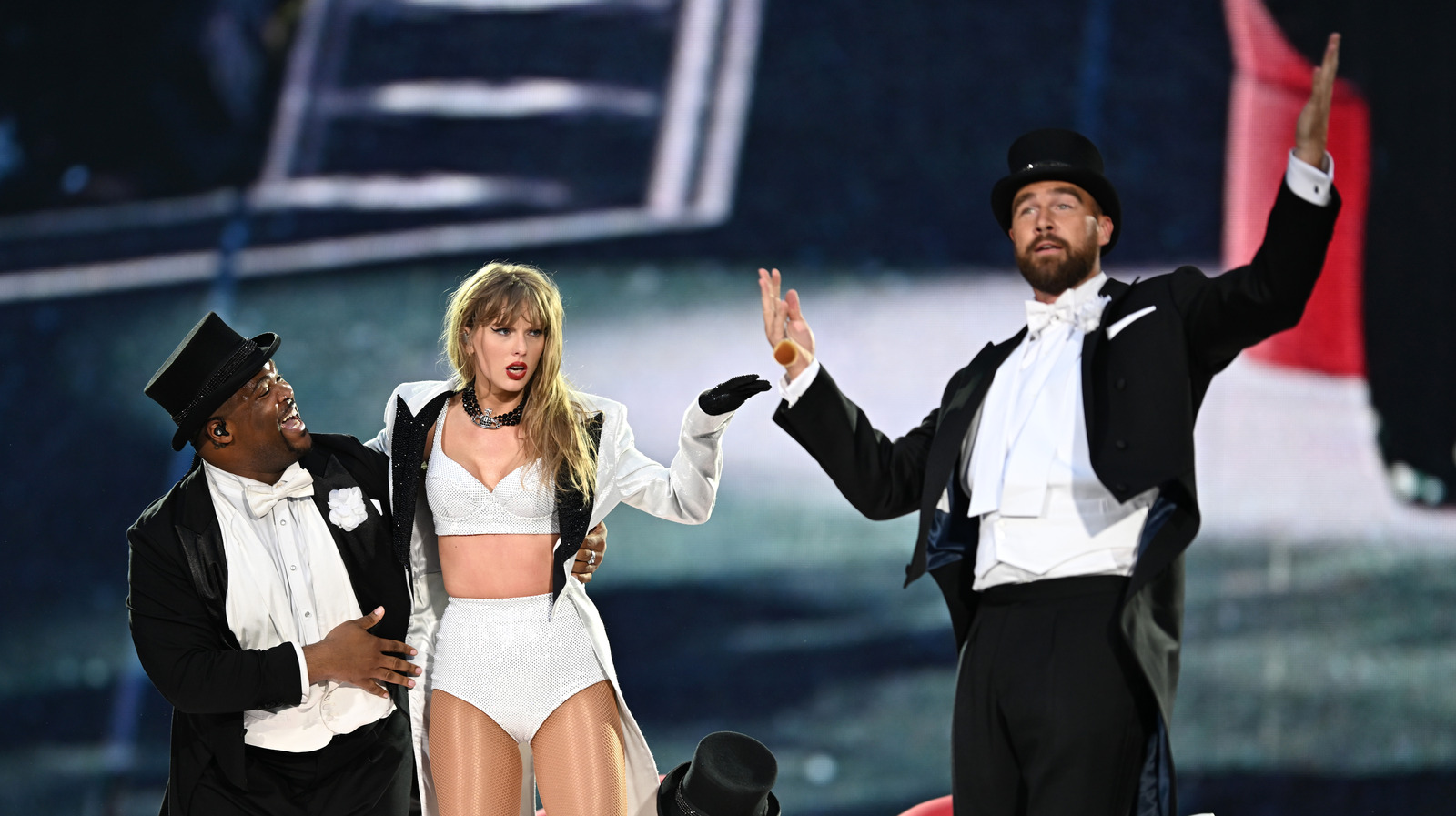 The Sweet Way Travis Kelce Eased Gracie Abrams' Nerves During Her Taylor Swift Eras Tour Debut