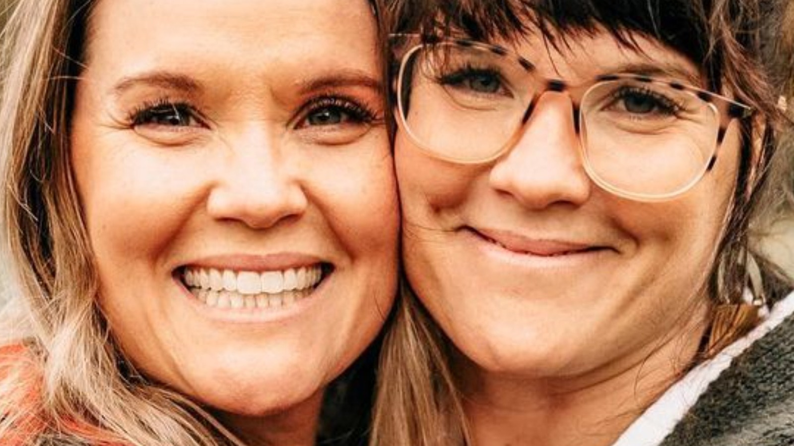 The Truth About Lyndsay Lamb And Leslie Davis' Relationship - Exclusive