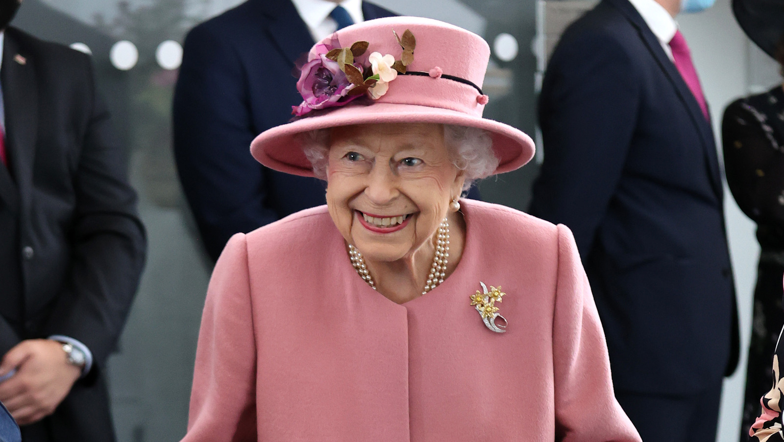 Queen Elizabeth: The Unusual Thing She Did In Her Final Days