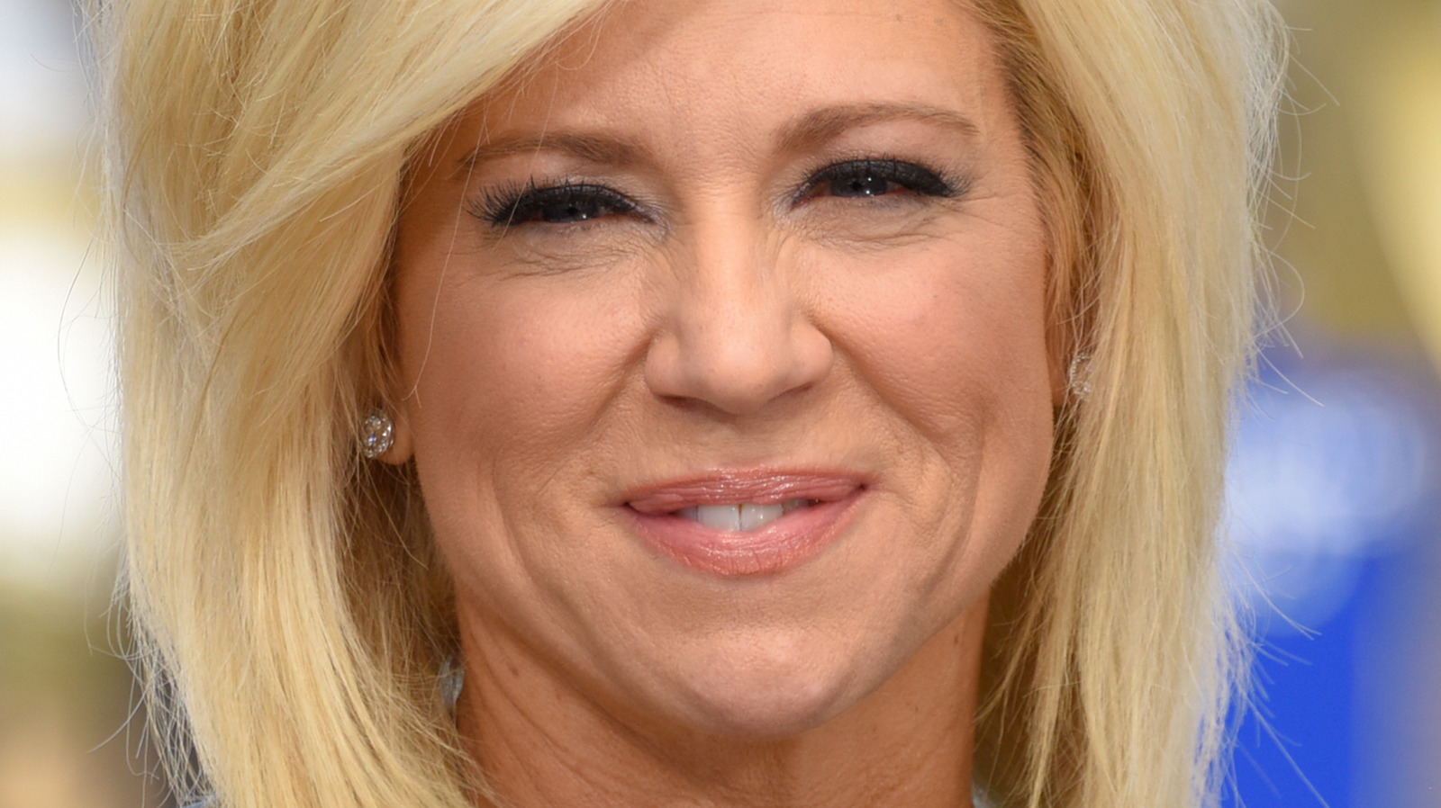Theresa Caputo Reveals The Best And Worst Thing About Being A Medium theresa-caputo-reveals-the-best-and-worst-thing-about-being-a-medium