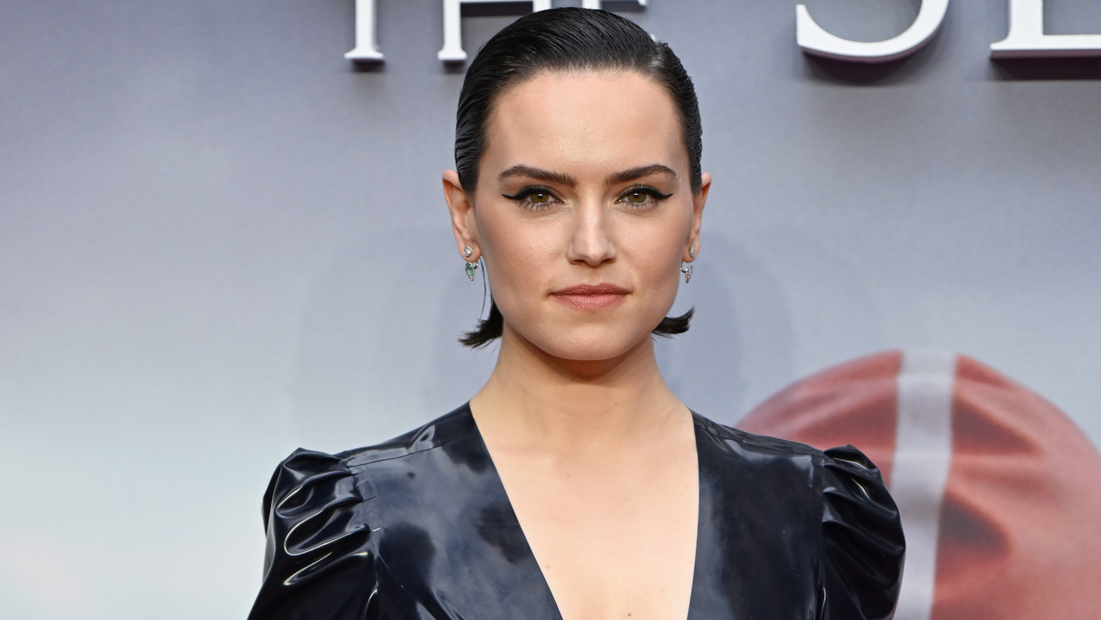 Daisy Ridley: Tragic Details About The Star Wars Actor