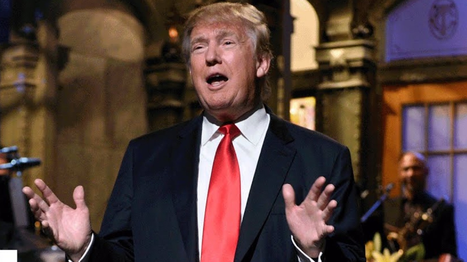 Trump's 2015 SNL Hosting Gig Was A Behind-The-Scenes Disaster For The ...