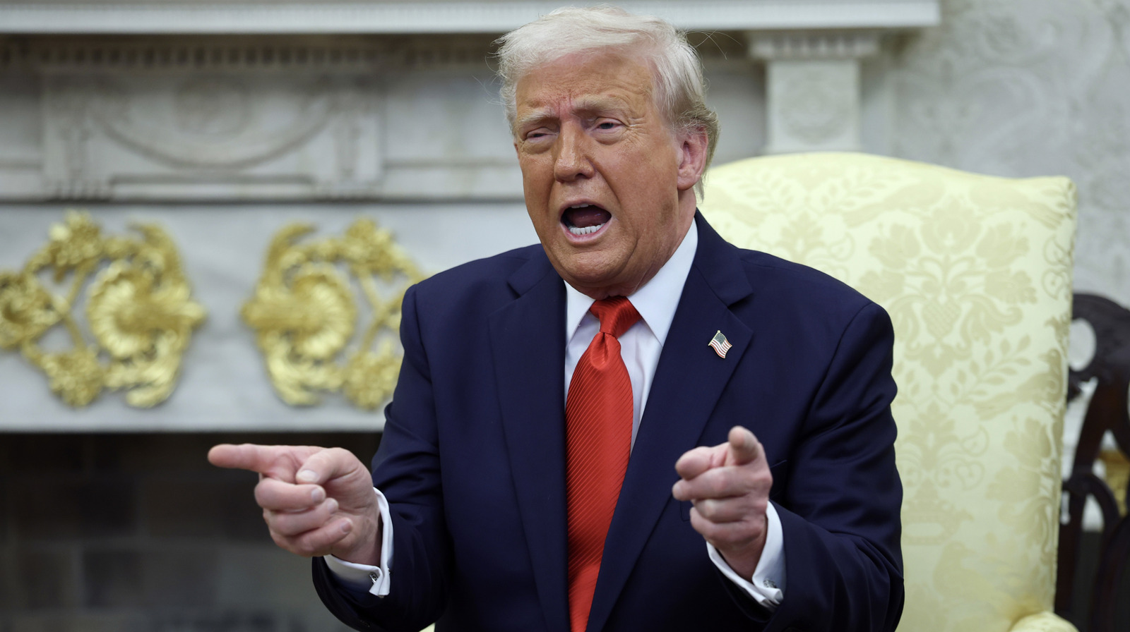 Trump's Tan Reaches New Levels Of Absurdity With Bronzer Fail So Bad It ...