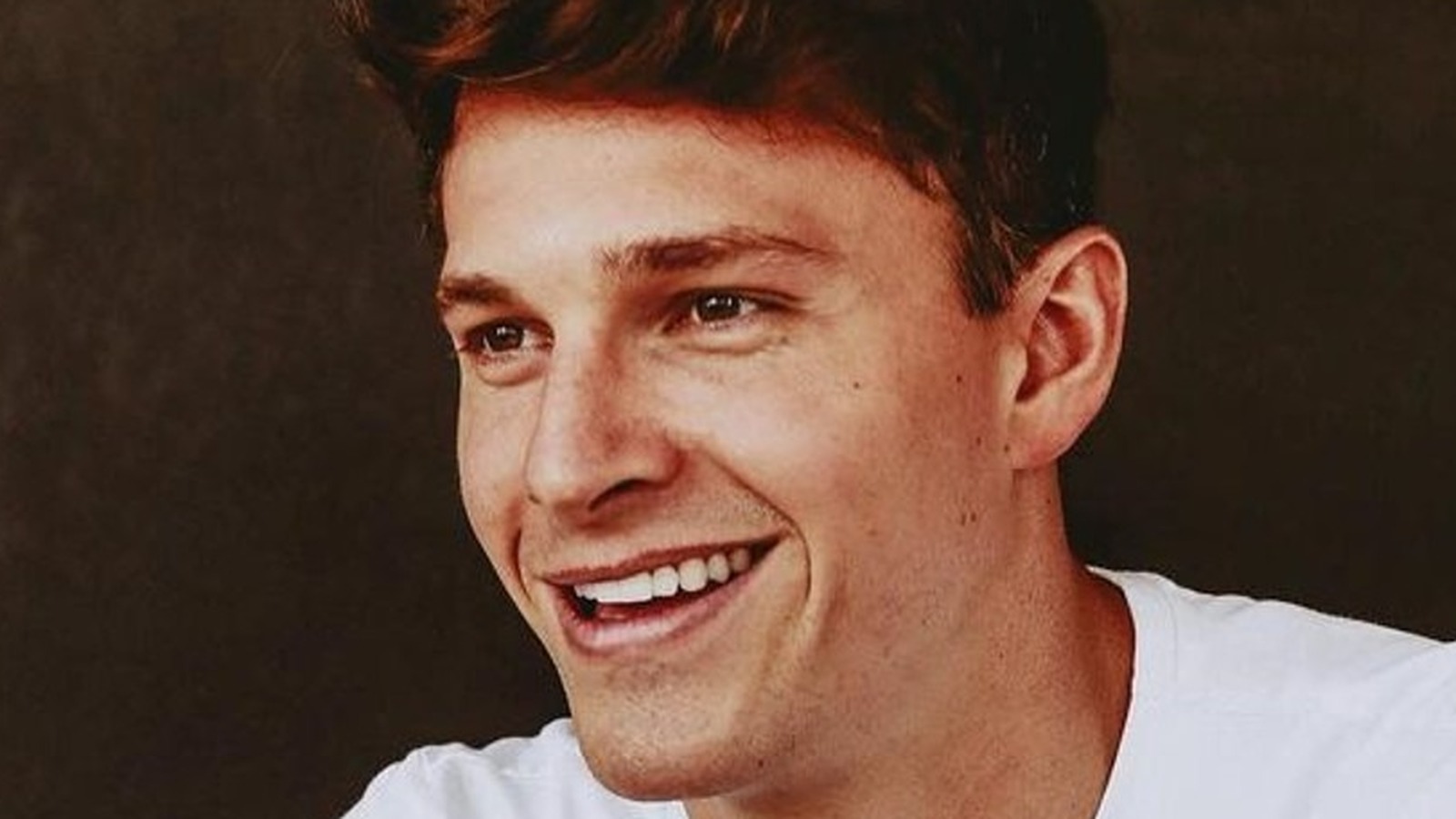 What Connor Saeli Really Thinks Of The New Bachelor Franchise Hosts ...