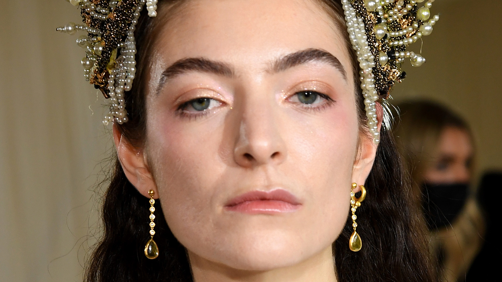 What Is The True Inspiration Behind Lorde's Royals