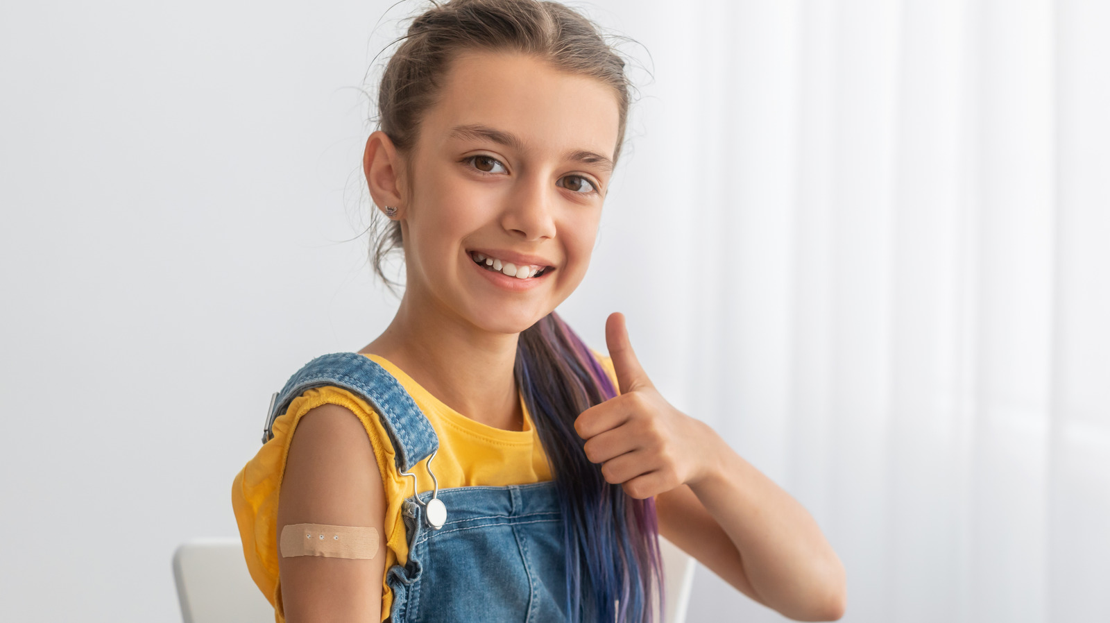 What Parents Need To Know About Getting The Bivalent COVID Booster For ...