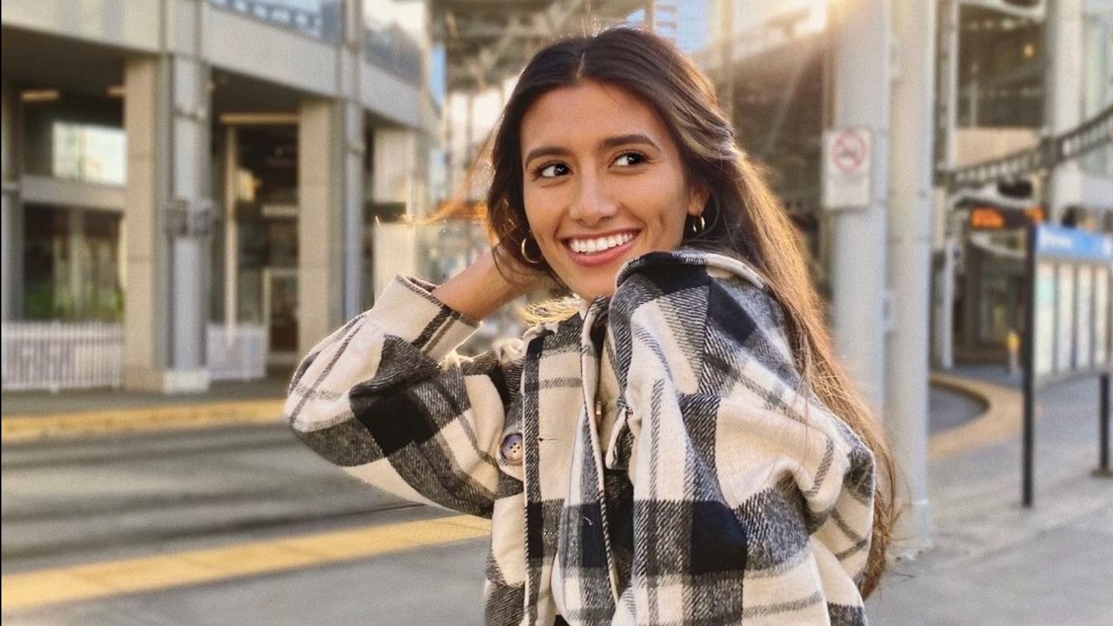 Who Is The Bachelor's Casandra Suarez?