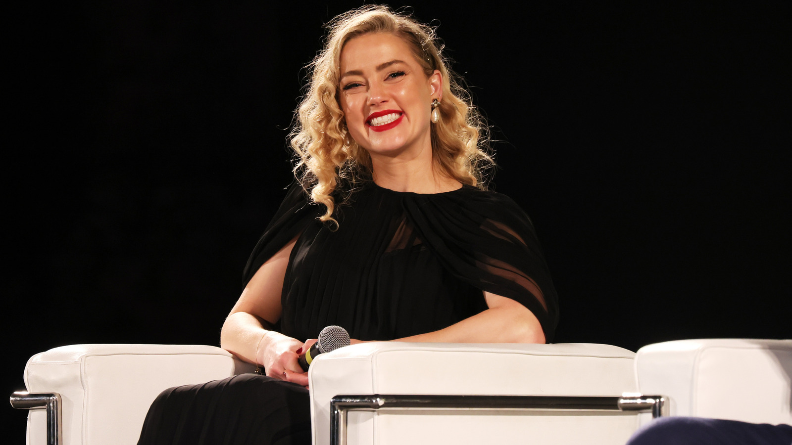 Why Amber Heard's Life-Changing News Has Elon Musk On Everyone's Lips Why Amber Heard's Life-Changing News Has Elon Musk On Everyone's Lips