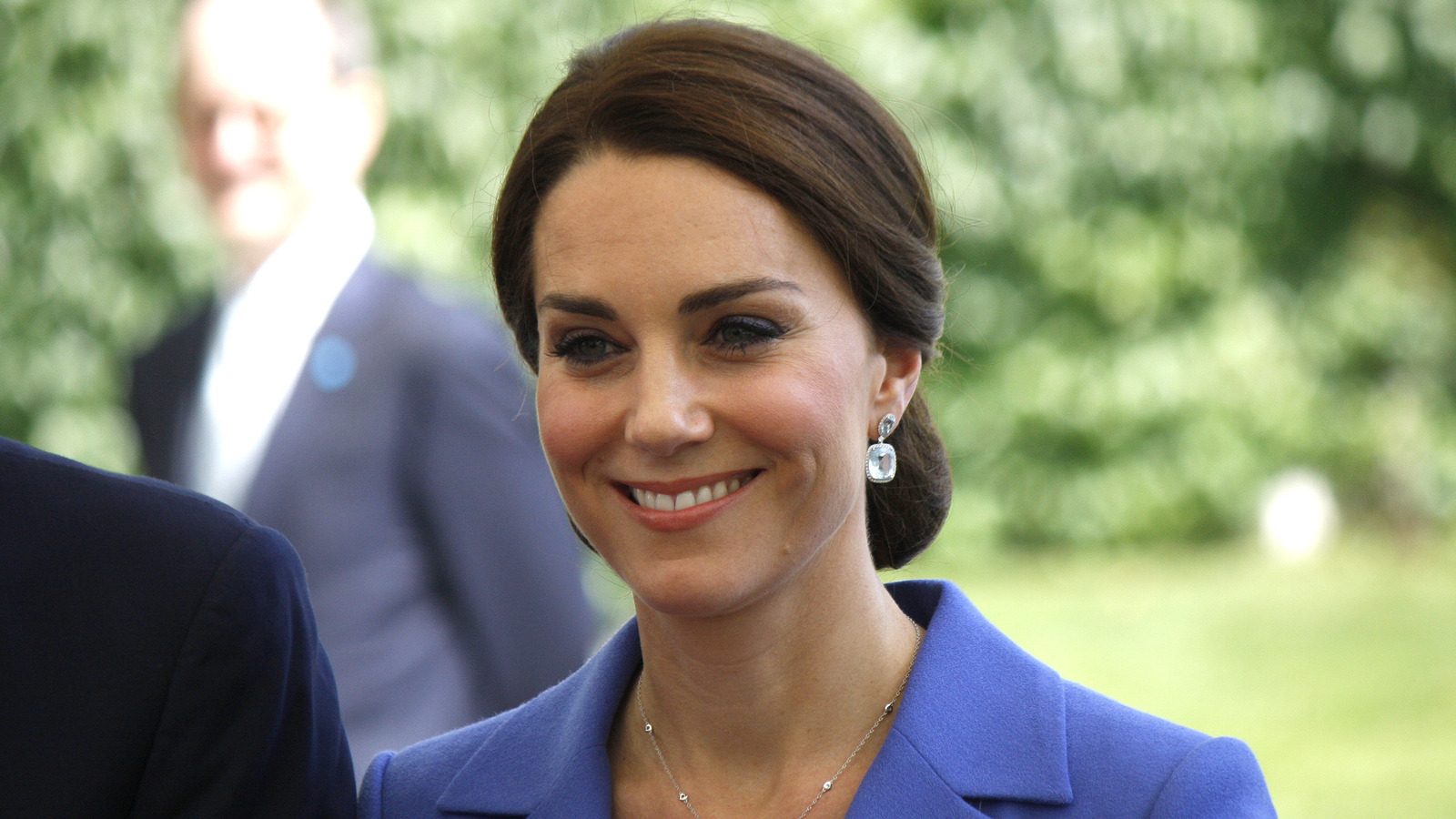 Why Body Language Expert Believes Kate Middleton Is Just Like Princess ...