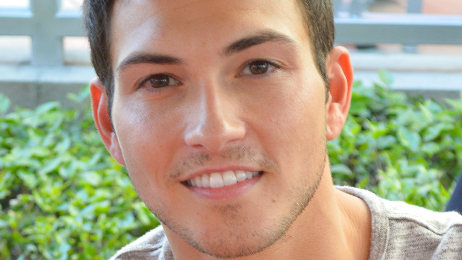 Why Days Of Our Lives Spoilers Have Fans Split On A Potential Alex ...