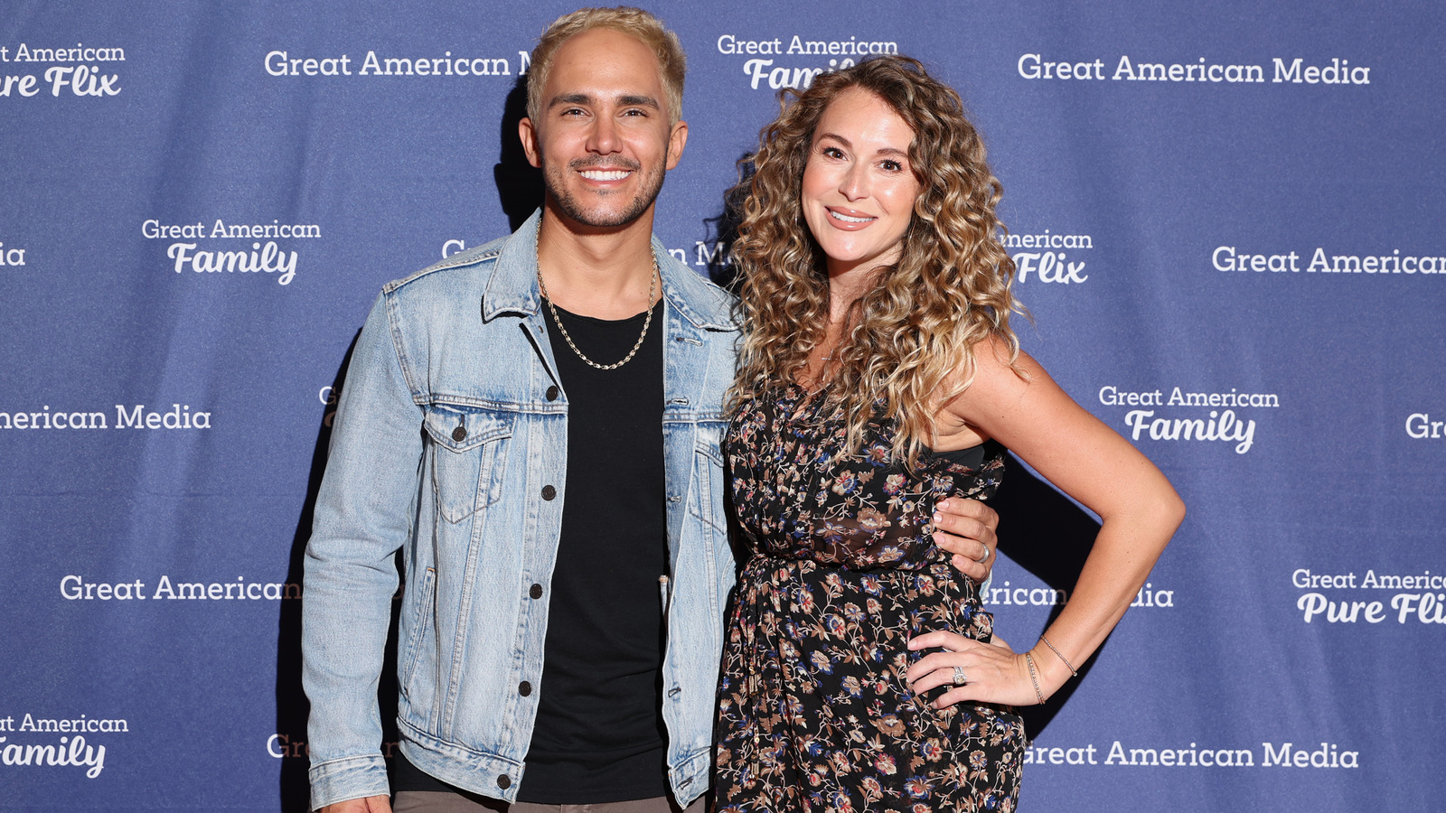 Why Hallmark's Alexa PenaVega Had To Come To Husband Carlos' Defense Online