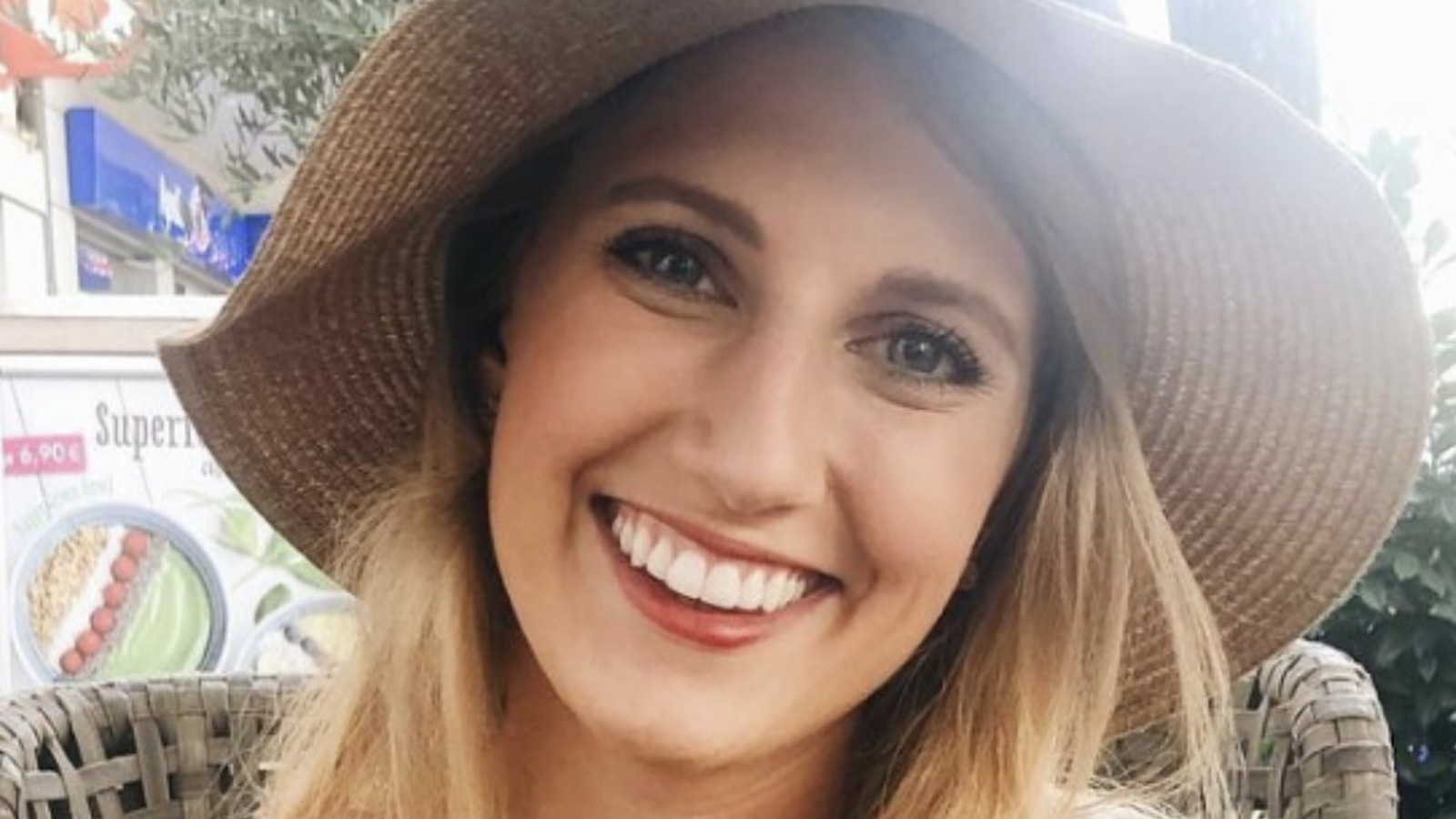 Why Olivia Plath Wears This Instead Of Her Wedding Ring