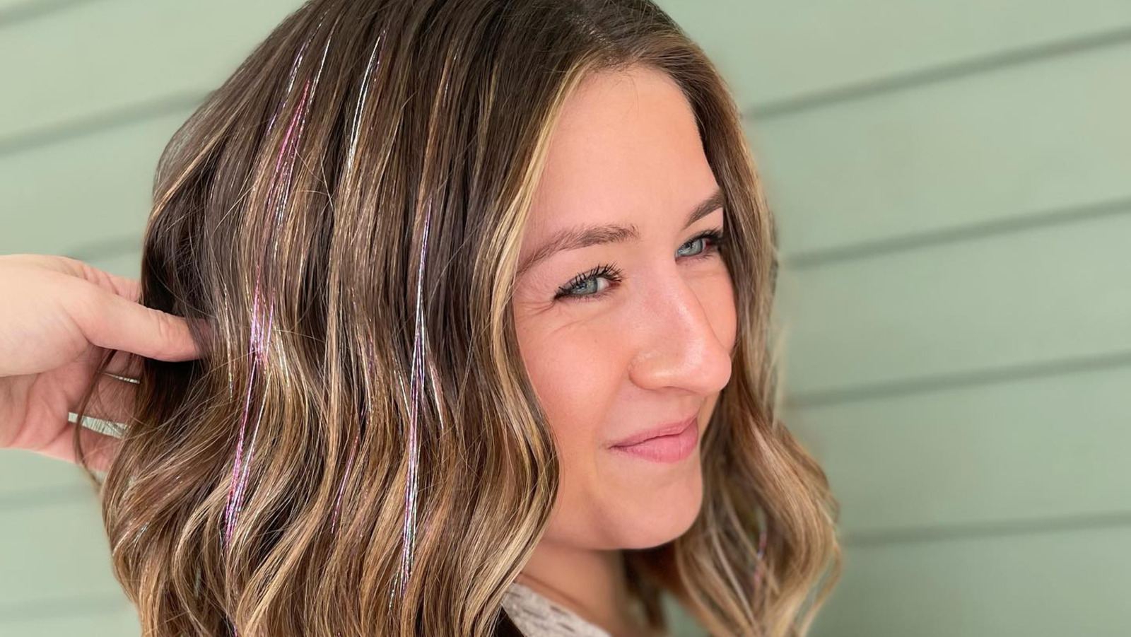 You Can DIY Hair Tinsel At Home - Here's How To Add Some Sparkle To ... You Can DIY Hair Tinsel At Home - Here's How To Add Some Sparkle To ...