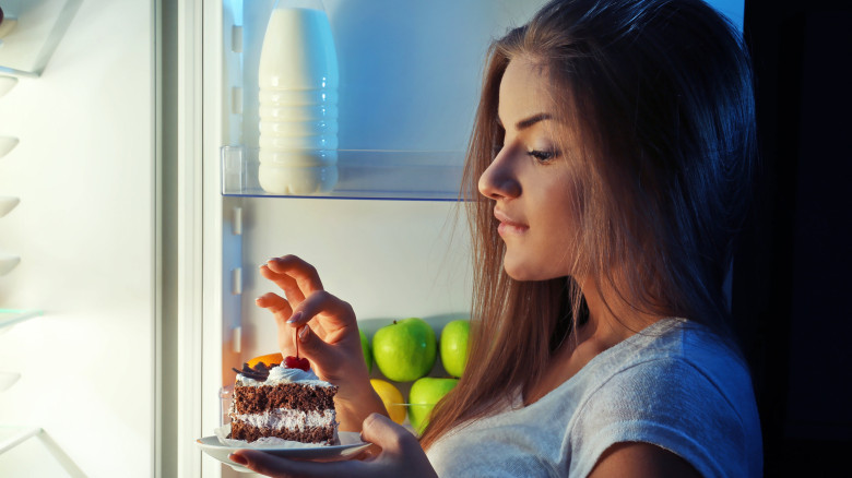 The Real Reason You Should Stop Eating Late At Night